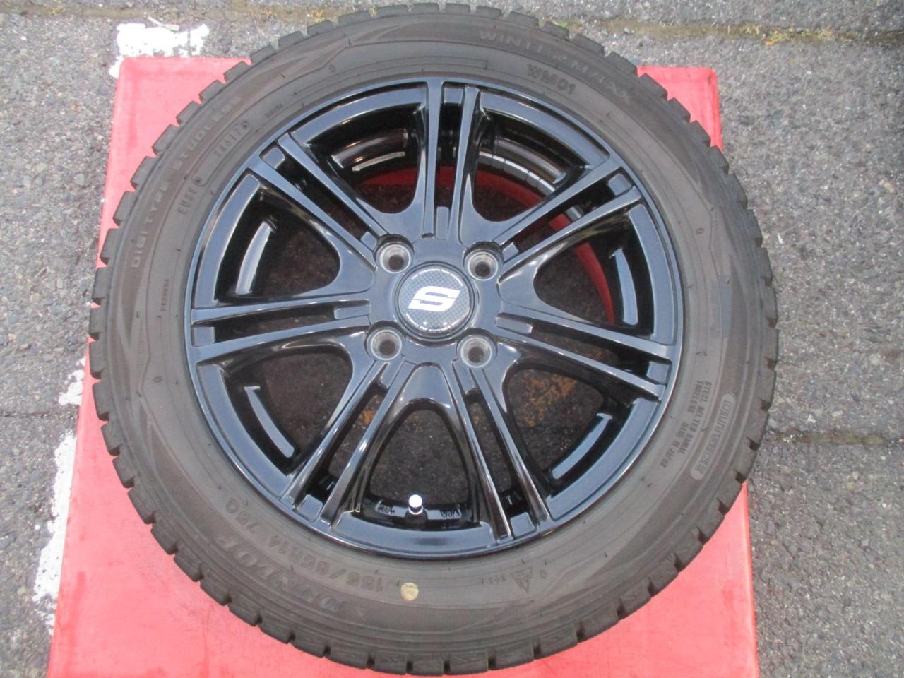 STRANGER 2x7スポーク + DUNLOP(ダンロップ) WINTERMAXX WM01 | カー用品 スタッドレスタイヤホイール ...