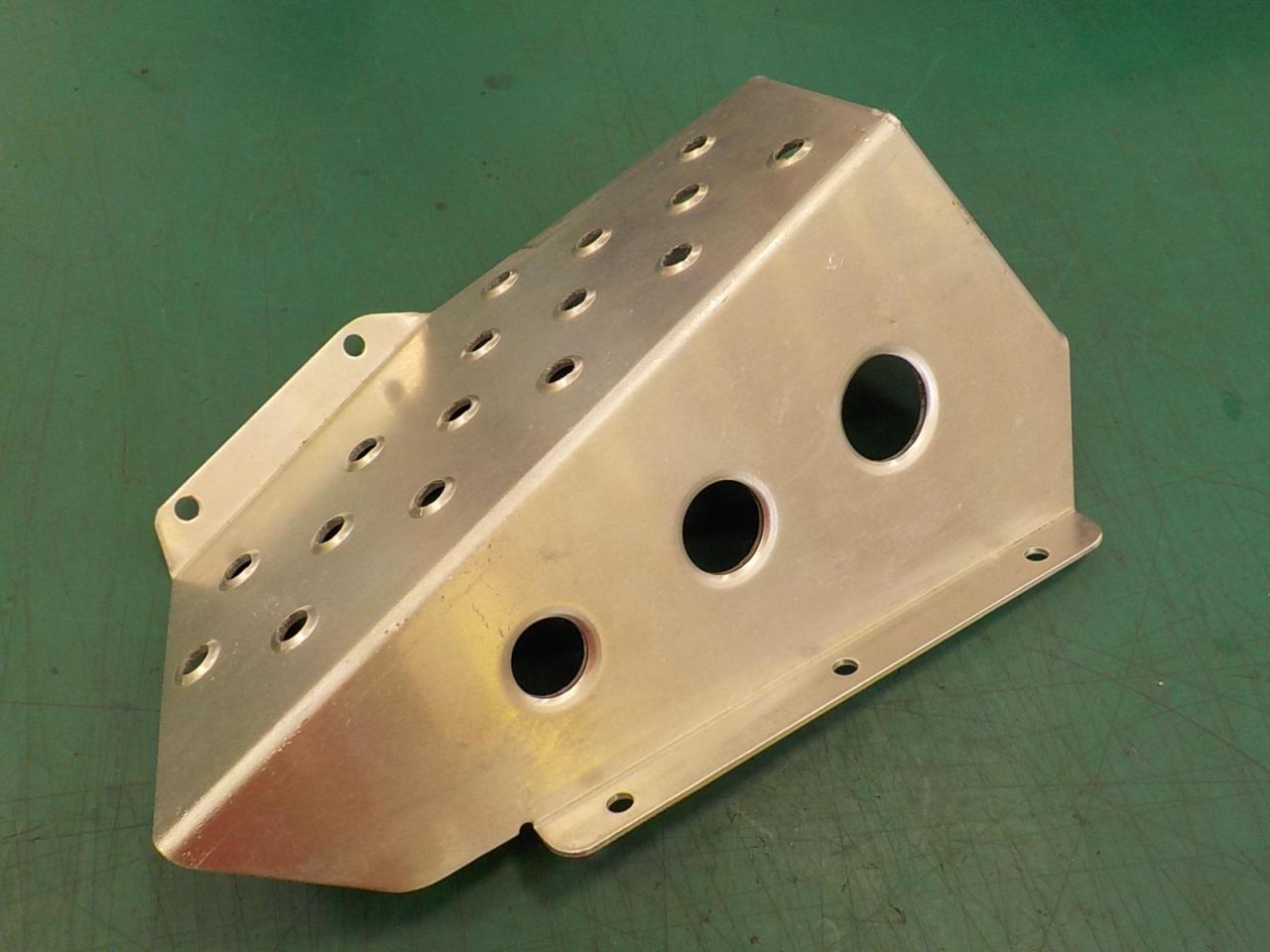 オクヤマ フットレスト ランサーエボリューション用 CN9A/CP9/CT9A ※CT9Aフロア形状の傾斜が変わるので注意!! | カー用品 インテリア その他インテリアの通販 | アップ ...