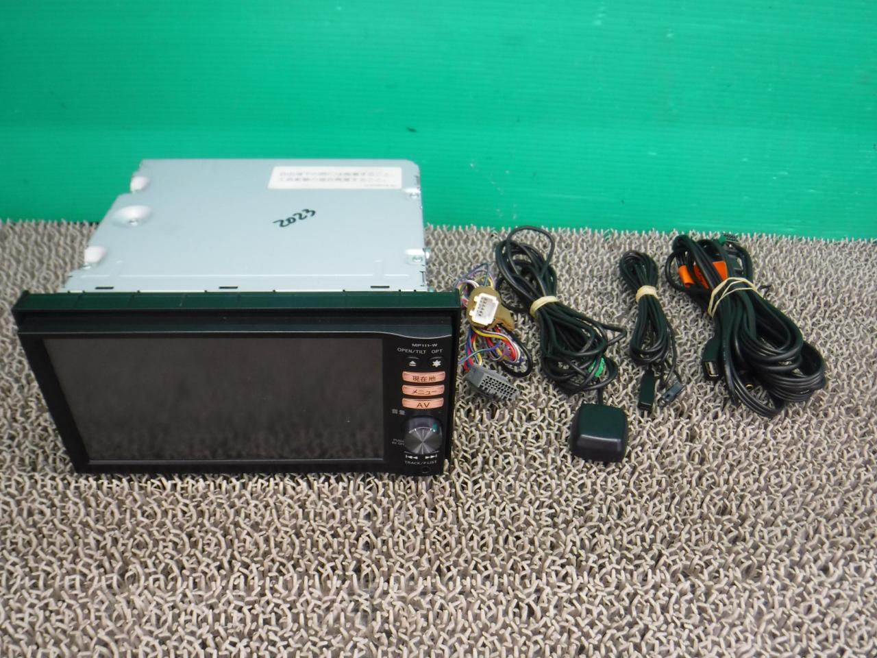 NISSAN MP111-W | カー用品 カーナビ(地デジ） AV一体メモリーナビ（地デジ）を通販で購入する | 中古カー＆バイク用品の販売 ...