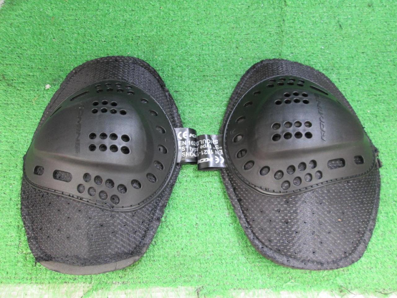 KOMINE(コミネ) ウエアプロテクター (EN-1621-1) | バイク用品 プロテクター プロテクター(二輪)を通販で購入する ...