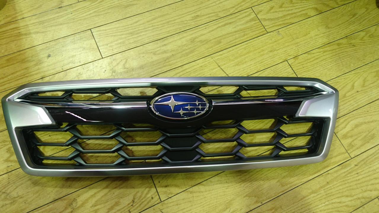 SUBARU 純正フロントグリル シルバー (インプレッサXV GT7) | カー用品 ボディパーツ グリルを通販で購入する | 中古カー ...
