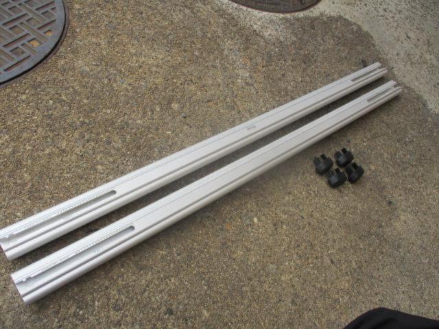 THULE 861 エアロバーセット | カー用品 キャリアを通販で購入する | 中古カー＆バイク用品の販売ならアップガレージ