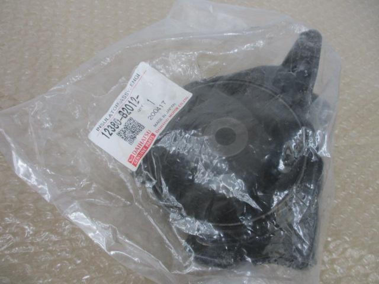 ダイハツ エンジンマウント 品番:12380-B2012 | カー用品 ボディパーツ その他ボディパーツを通販で購入する | 中古カー＆バイク ...