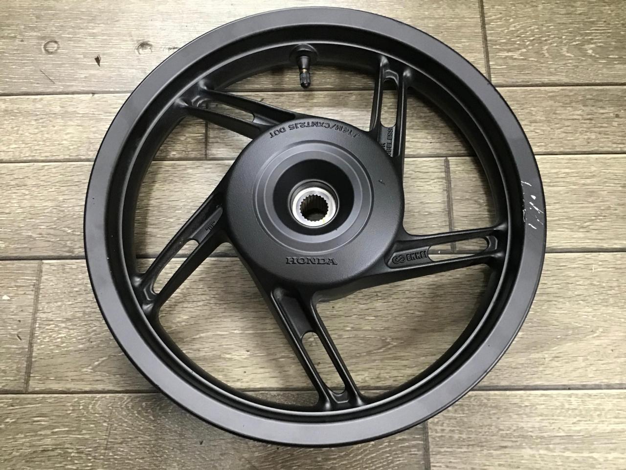 HONDA(ホンダ) [J14M/CXMT2.15] PCX125純正 リアホイール (艶消し黒/14x2.15) | バイク用品 ホイール・タイヤ ホイール(二輪)を通販で購入する | 中古 ...