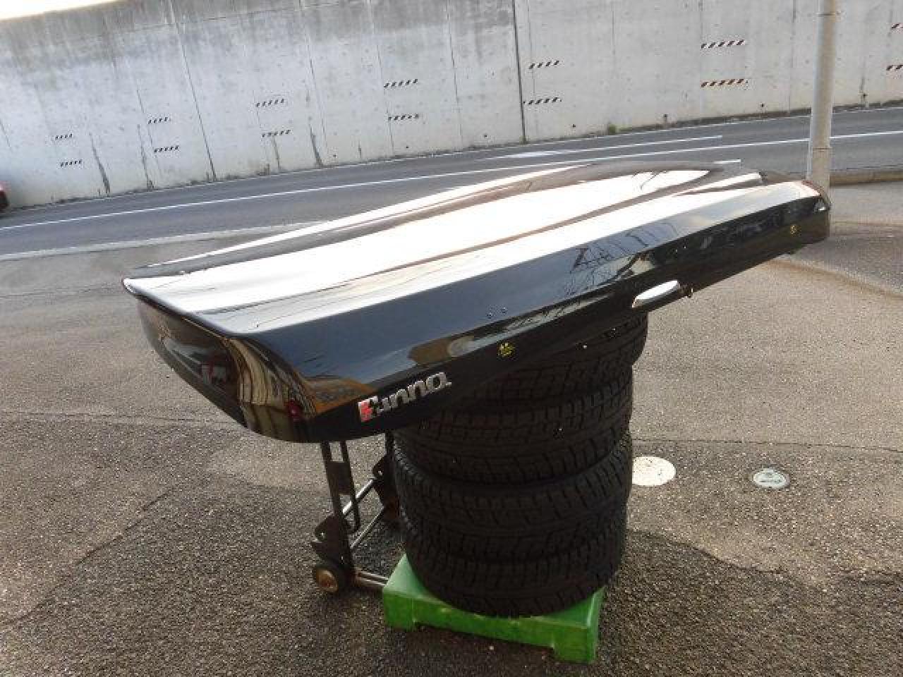 RV-INNO INNO BRS660 WEDGE660 ルーフボックス | カー用品 キャリア ルーフBOXを通販で購入する | 中古カー＆バイク用品の販売ならアップガレージ