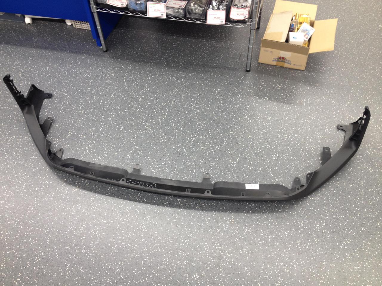 ☆セール特価品☆ LEXUS NX300h 前期 純正フロントスポイラー (52411-78010) | カー用品 ボディパーツ フロント ...