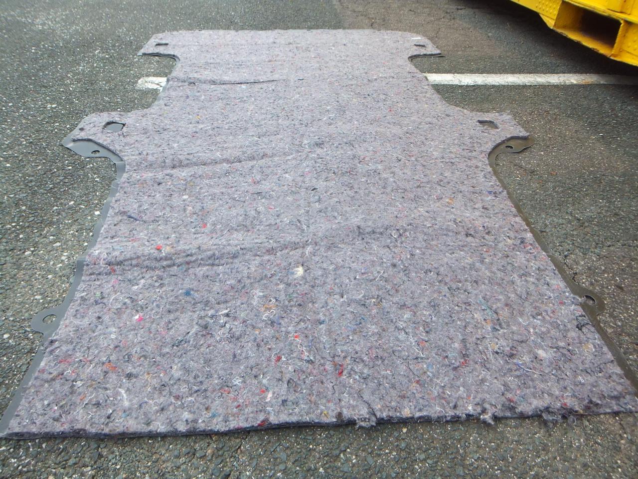 トヨタ純正(TOYOTA) リアフロアマット(58517-26720-B2) | カー用品 インテリア その他インテリアを通販で購入する ...