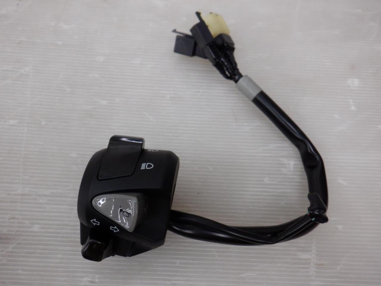 HONDA 純正左スイッチBOX GROM(グロム) JC61後期(’16)/JC75 | バイク用品 電装品 スイッチ類(二輪)を通販で購入 ...