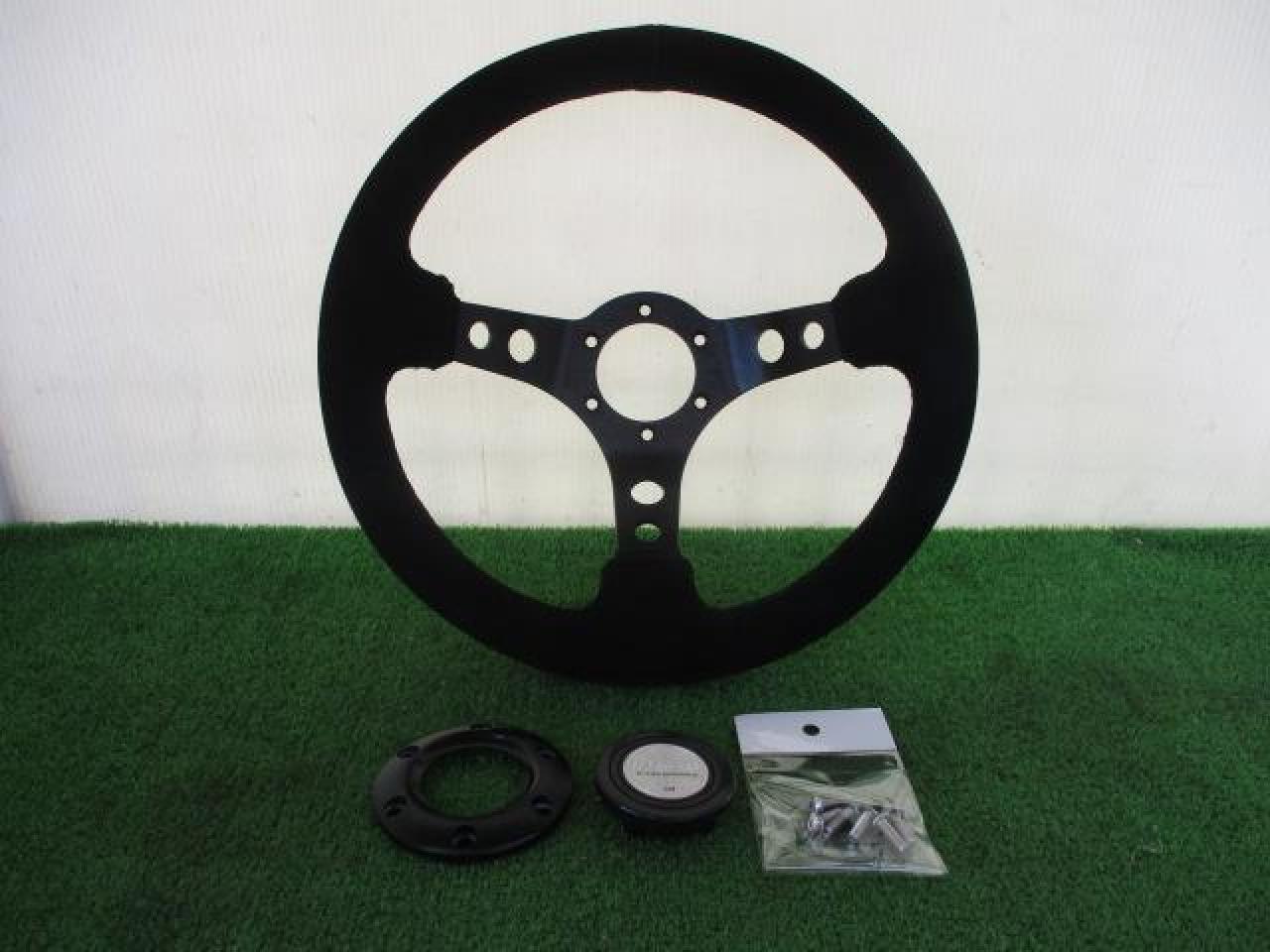 D1 SPEC ステアリング DEEP70 ブラックバックスキン 33パイ ブラックステッチ | 中古品 | アップガレージ 埼玉本庄店 | カー用品 インテリア ステアリングを通販で購入する ...