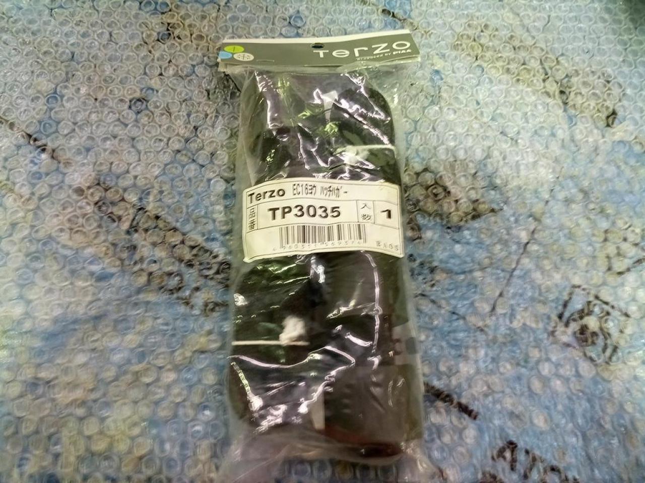 ☆未使用☆TERZO EC16用ハッチハガー TP3035 | カー用品 キャリアを通販で購入する | 中古カー＆バイク用品の販売ならアップガレージ