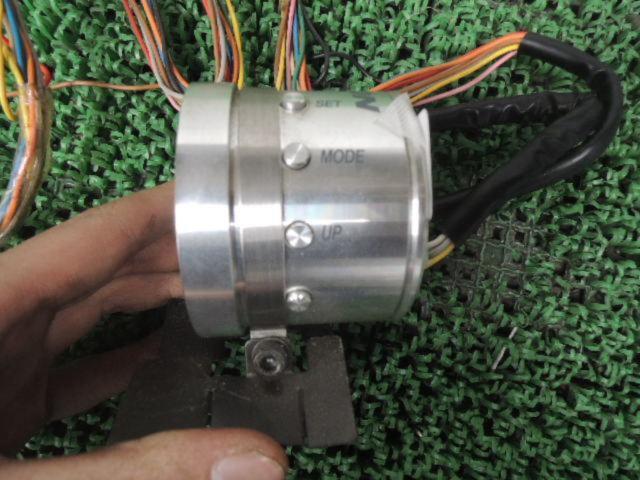 BILLION VFC MAX(ビリオン 電動ファンコントローラー VFCマックス) 【電動ファンが、低速作動・高速作動の2段階で制御されている車種では、各々の作動温度を設定可能です ...