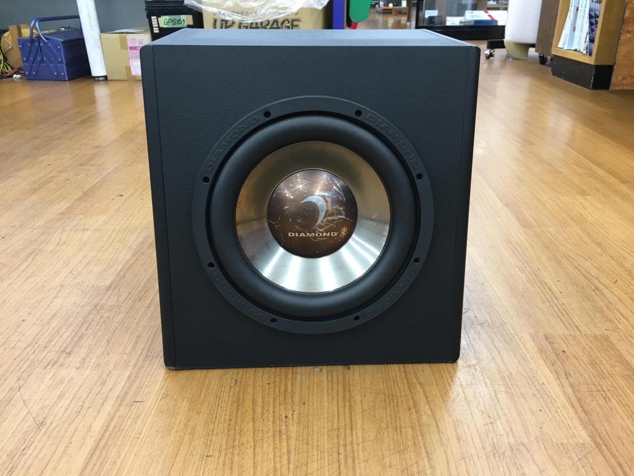DIAMOND(ダイアモンド) D3 10D4.2 + エンクロージャーBOX | カー用品 スピーカー サブウーハースピーカーBOX付を通販 ...