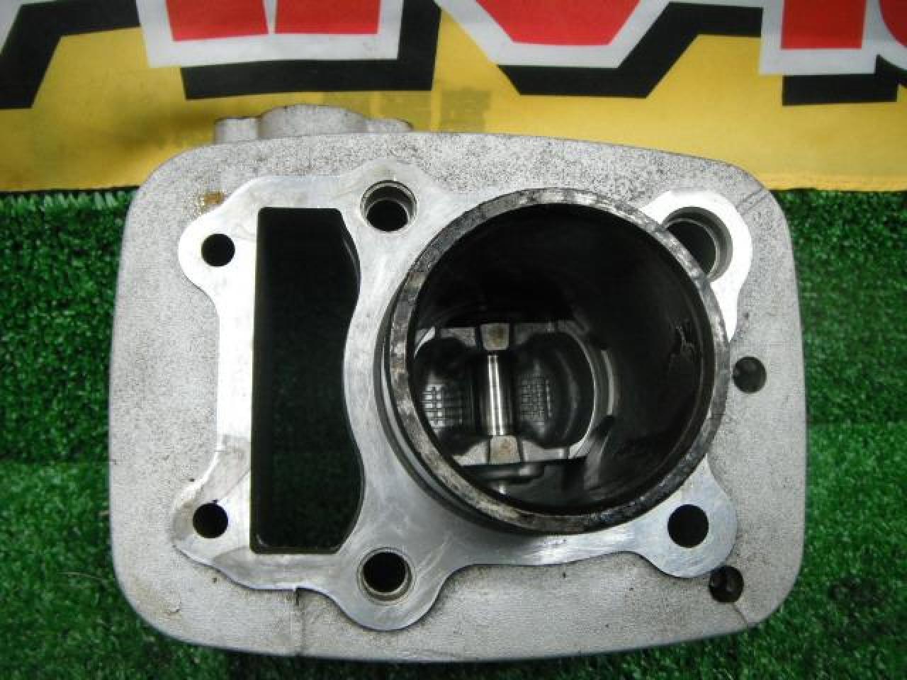 KAWASAKI純正 シリンダーヘッド | 中古品 | アップガレージ ライダース奈良橿原店 | バイク用品 エンジン・フレーム シリンダー ...