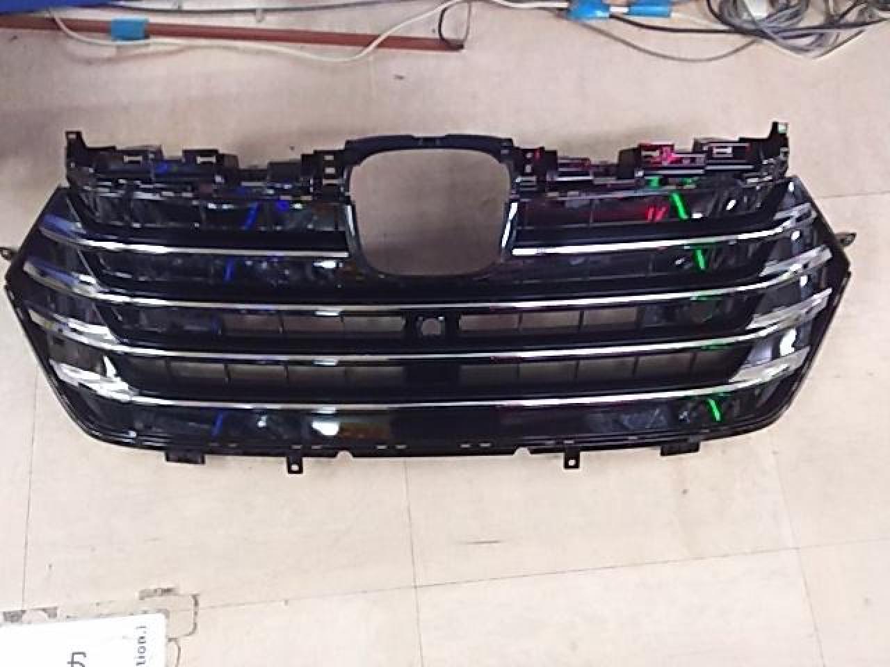 【値下げしました!】ホンダ純正 RC型 オデッセイ 後期純正フロントアッパーグリル | カー用品 ボディパーツ グリルを通販で購入する ...