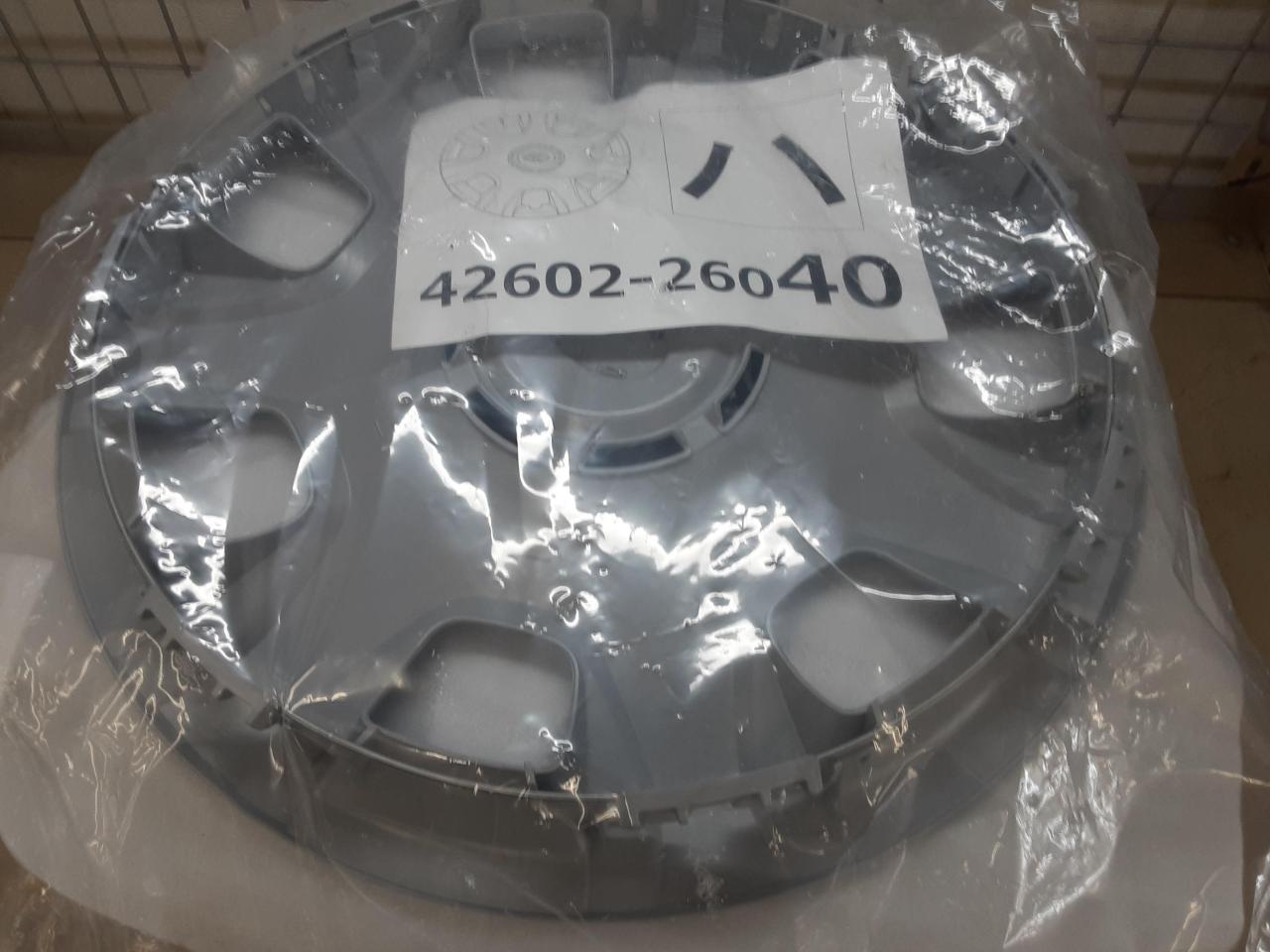 トヨタ純正(TOYOTA) [42602-26040] ハイエース(200系)純正 シルバー/ホイールカバー 15インチ 4枚セット | カー ...