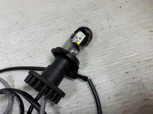 【値下げ!】 KOITO(コイト) H4 LEDホワイトビーム 1セット | バイク用品 電装品 ヘッドライト(二輪)を通販で購入する ...