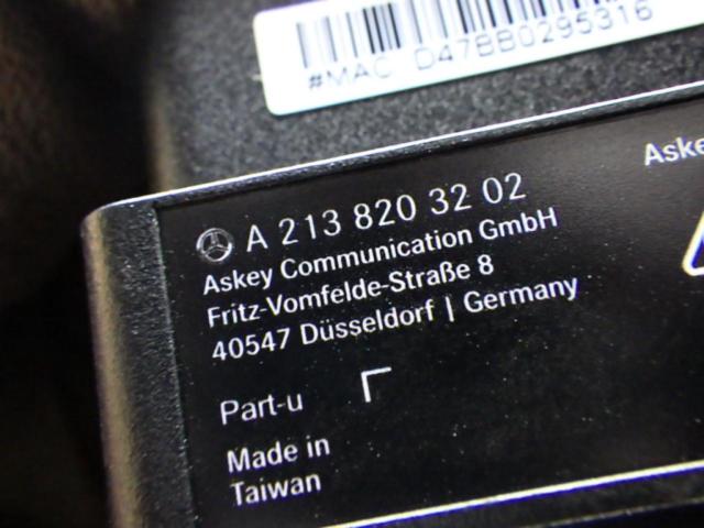 メルセデスベンツ純正 ミーアダプター(A2138203202) | 中古品 | アップガレージ 沼津店 | カー用品 電装系 その他電装系を ...