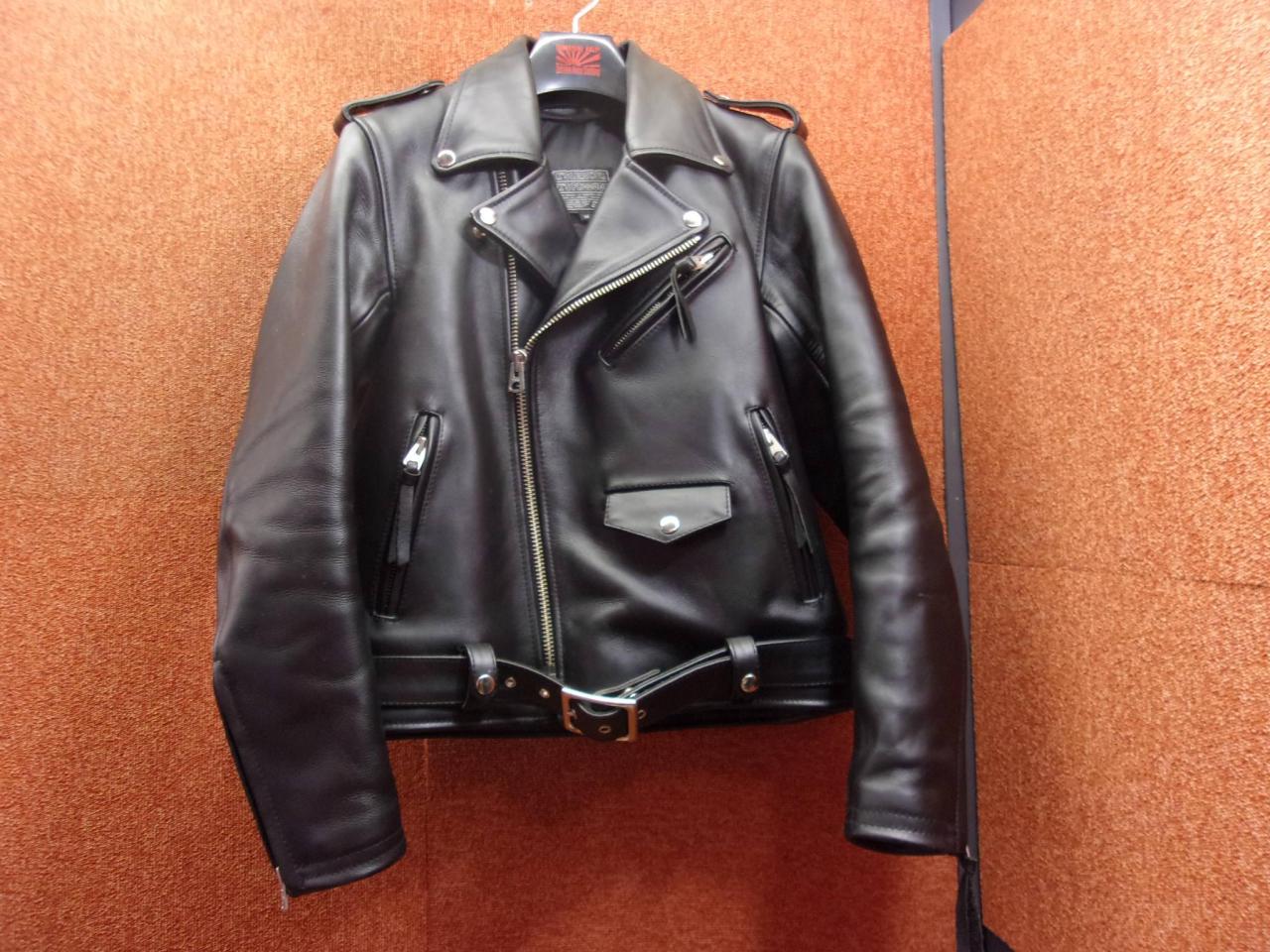 サイズ:M KADOYA(カドヤ) ダブルライダース レザージャケット FPW-1(ハード) | 中古品 | アップガレージ ライダースナップス前橋インター店 | バイク用品 ウエア レザー ...