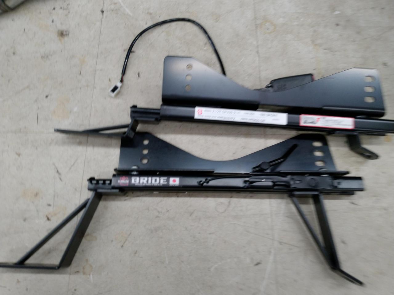 BRIDExNANIWAYA フルバケットシートレール スカイラインクーペ CPV35 運転席 RH | カー用品 シート シートレール(ブリッド)を通販で購入する | 中古カー＆バイク用品の ...