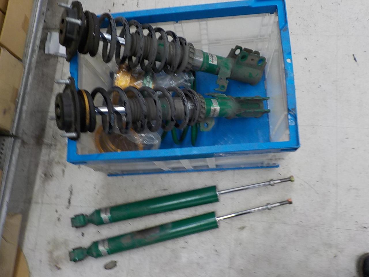 TEIN BASIC WAGON VOXY(60系/2WD) | カー用品 足まわり 車高調を通販で購入する | 中古カー＆バイク用品の販売ならアップガレージ