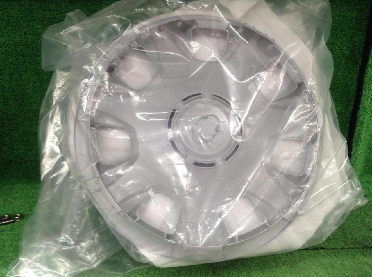 大幅値下げ!! TOYOTA 純正ホイールキャップ【42602-26040】 | 新古品 | アップガレージ 横須賀根岸店 | カー用品 ...