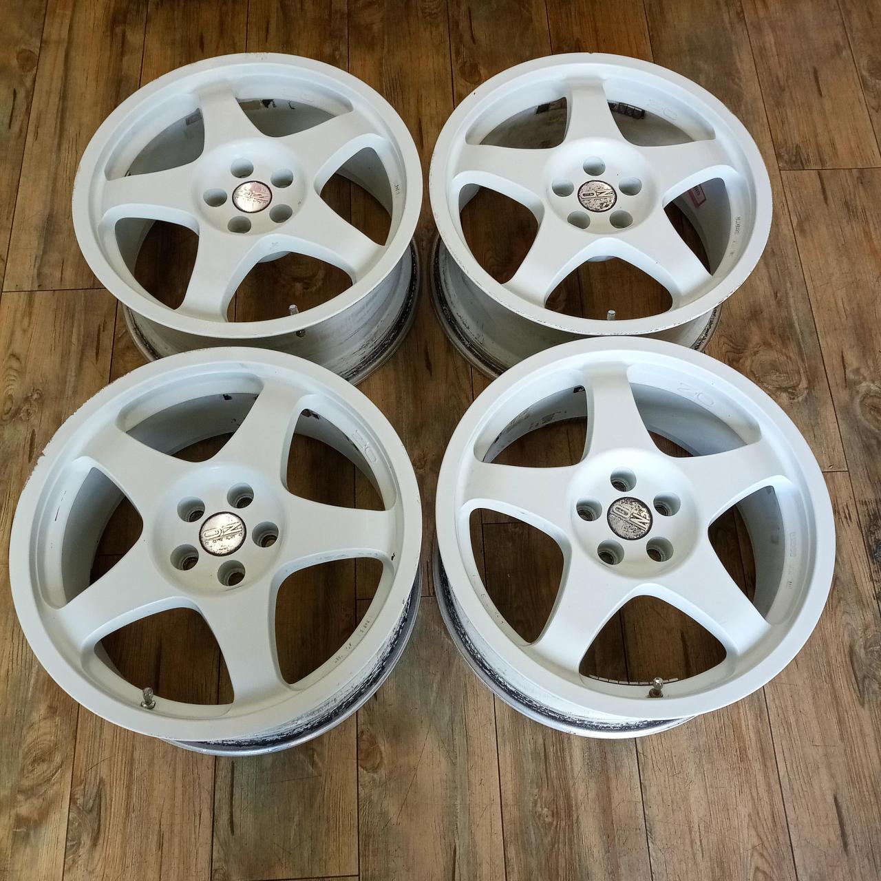 OZ(オーゼット) RACING(レーシング) CRONO-HT | カー用品 アルミホイール 17インチホイールを通販で購入する | 中古 ...