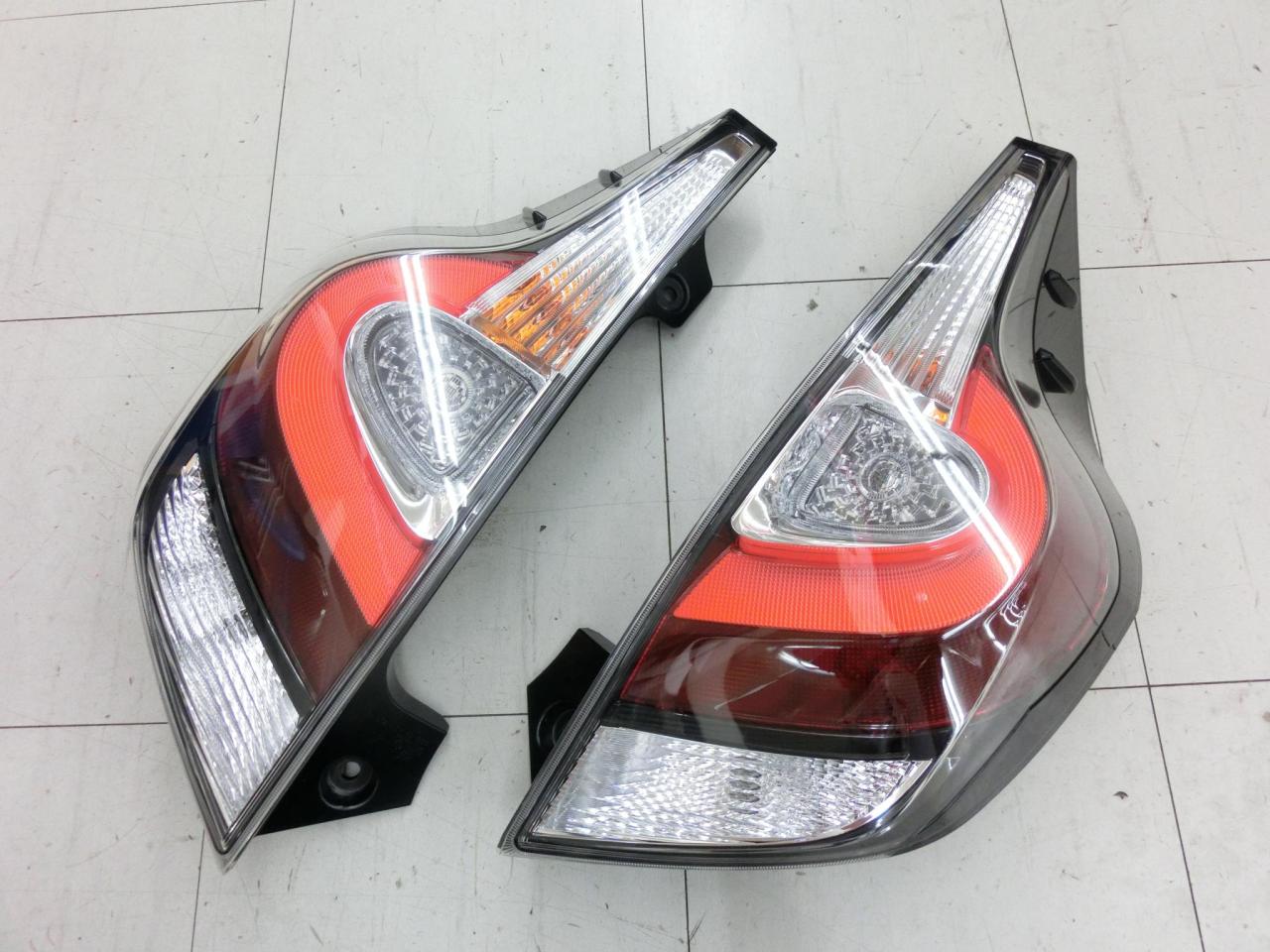 トヨタ 10系アクア後期純正テールレンズ 左右セット STANLEY 52-309 | カー用品 ボディパーツ テールレンズを通販で購入する ...