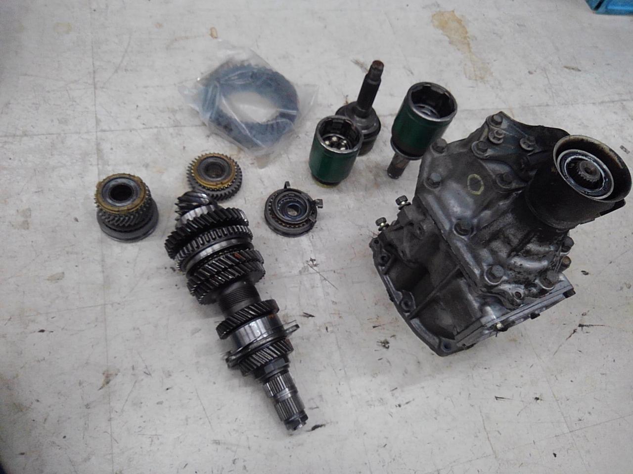 ※ワケアリ※ スバル純正(SUBARU) TY75 ミッション エクステンション + DCCD ASSY + SUBARU TY75 ...