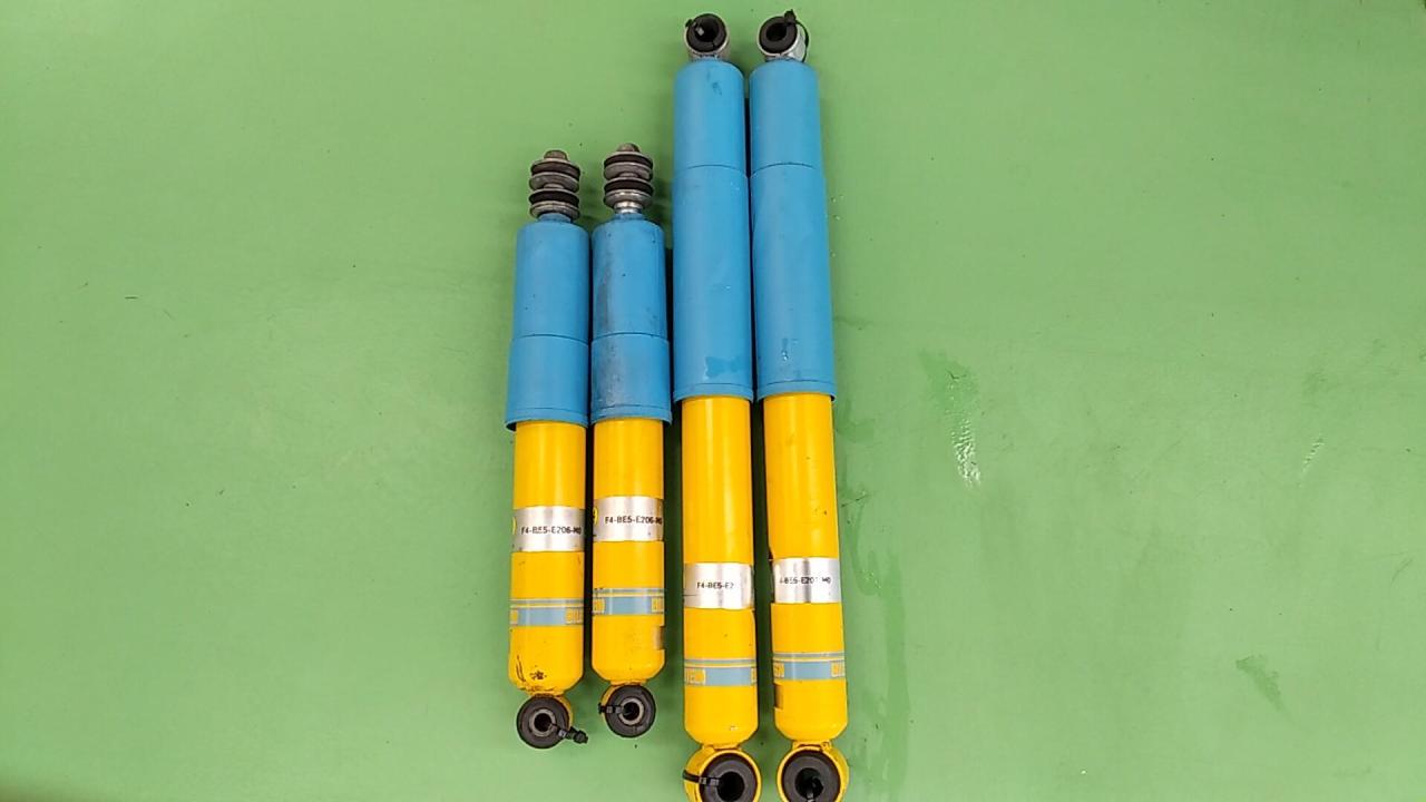 BILSTEIN ハイパフォーマンスショック B6 【BE5-E206/BE5-E207】 ハイエースバン 200系 ノーマルストローク ★ ...