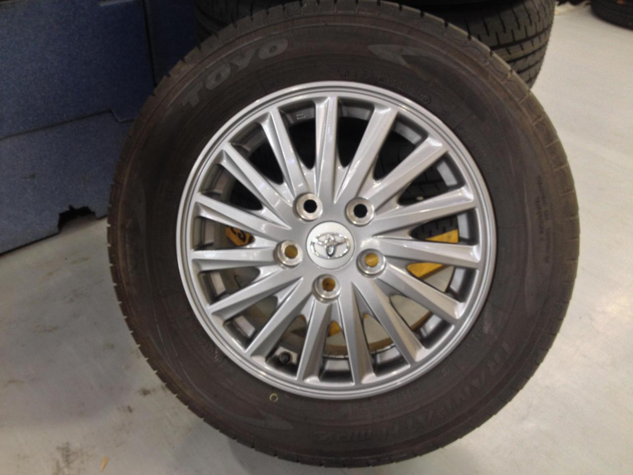 トヨタ純正(TOYOTA) エスクァイア純正ホイール + TOYO(トーヨー) TRANPATH mpZ | カー用品 タイヤホイールセット 15インチタイヤホイールセットを通販で購入する ...