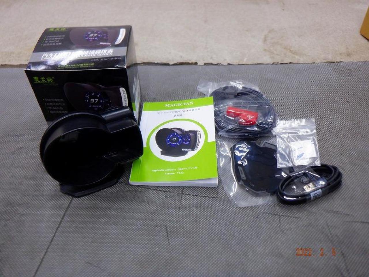 Magician F835 OBD2マルチメーター | 新古品 | アップガレージ 美原北インター店 | カー用品 メーター系 メーターを通販 ...