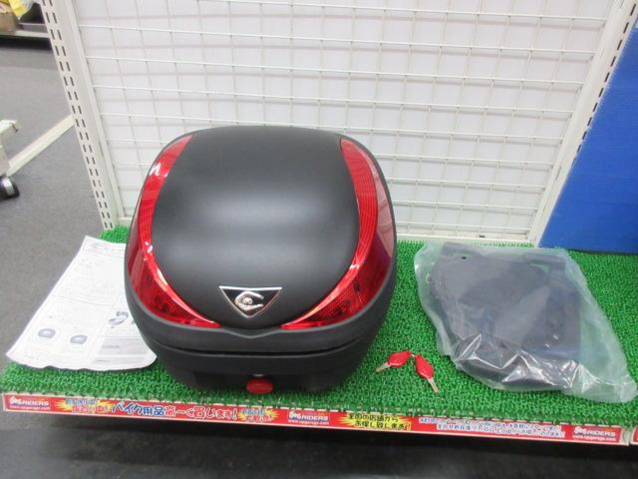 COOCASE V28 FUSION トップケース1 | バイク用品 ツーリング用品 BOX(二輪)を通販で購入する | 中古カー＆バイク用品の販売ならアップガレージ