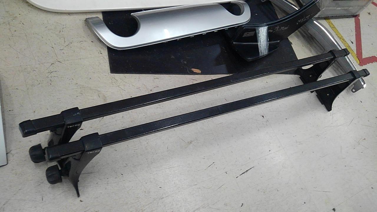 TERZO EF4+EB6 ルーフキャリアセット 【エブリイ/DA64W】 | カー用品 キャリアを通販で購入する | 中古カー＆バイク用品の販売ならアップガレージ