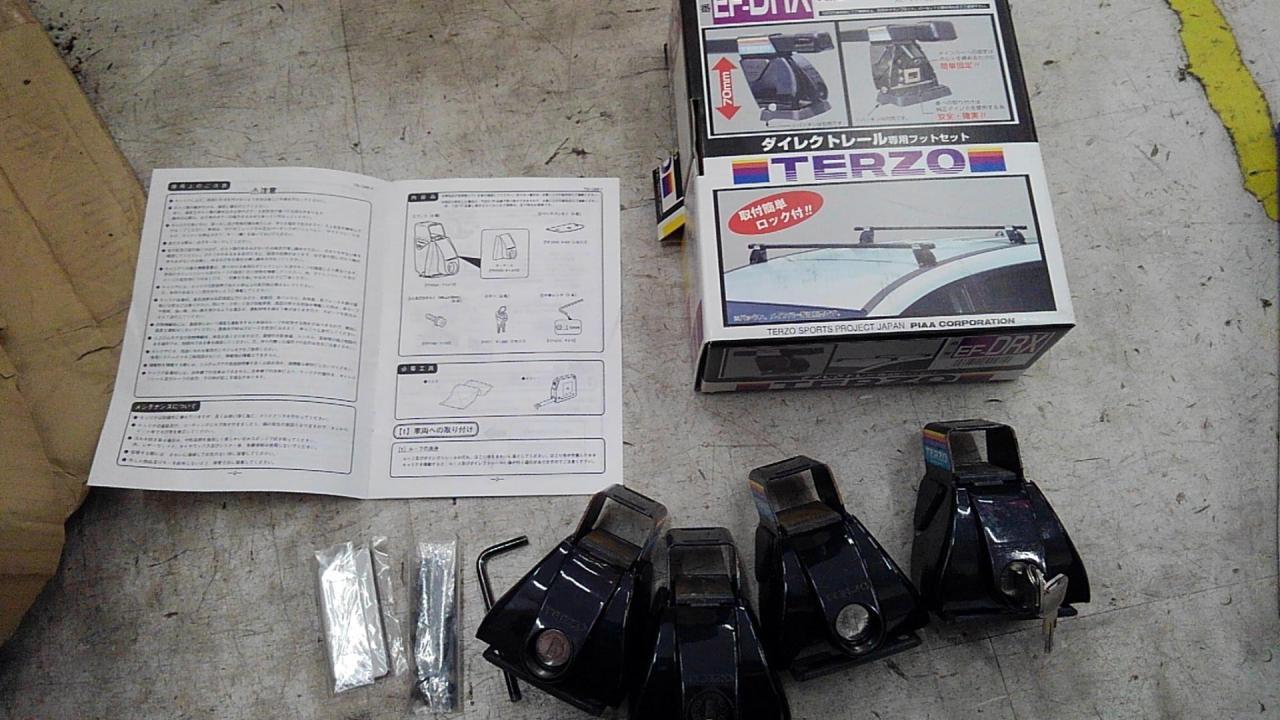 TERZO(テルッツォ) EF-DRX【ダイレクトレール専用フットセット】 | カー用品 キャリアを通販で購入する | 中古カー＆バイク用品の販売ならアップガレージ