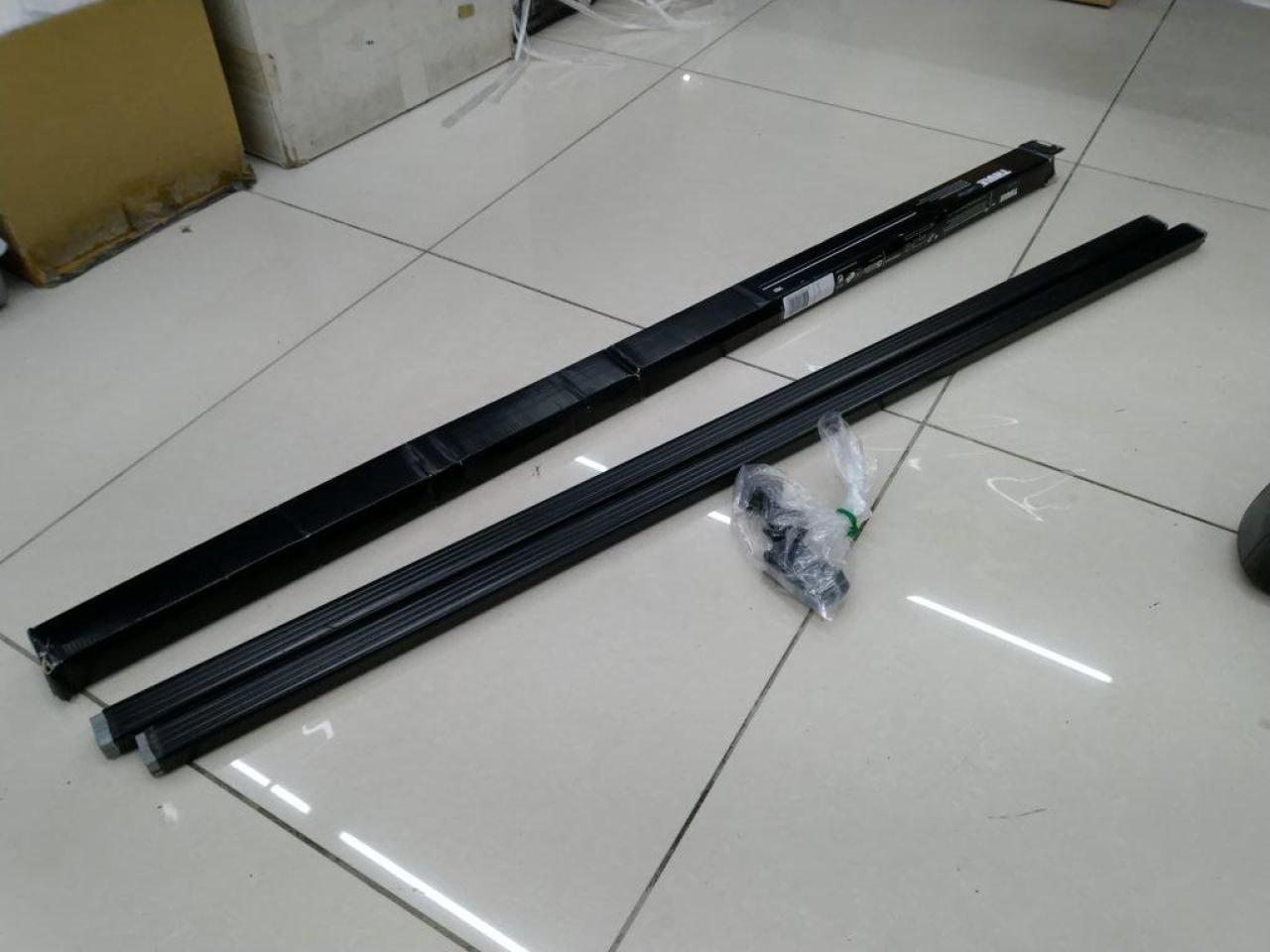 THULE(スーリー) 761 スクエアバー | 中古品 | アップガレージ 柏沼南店 | カー用品 キャリアを通販で購入する | 中古カー ...