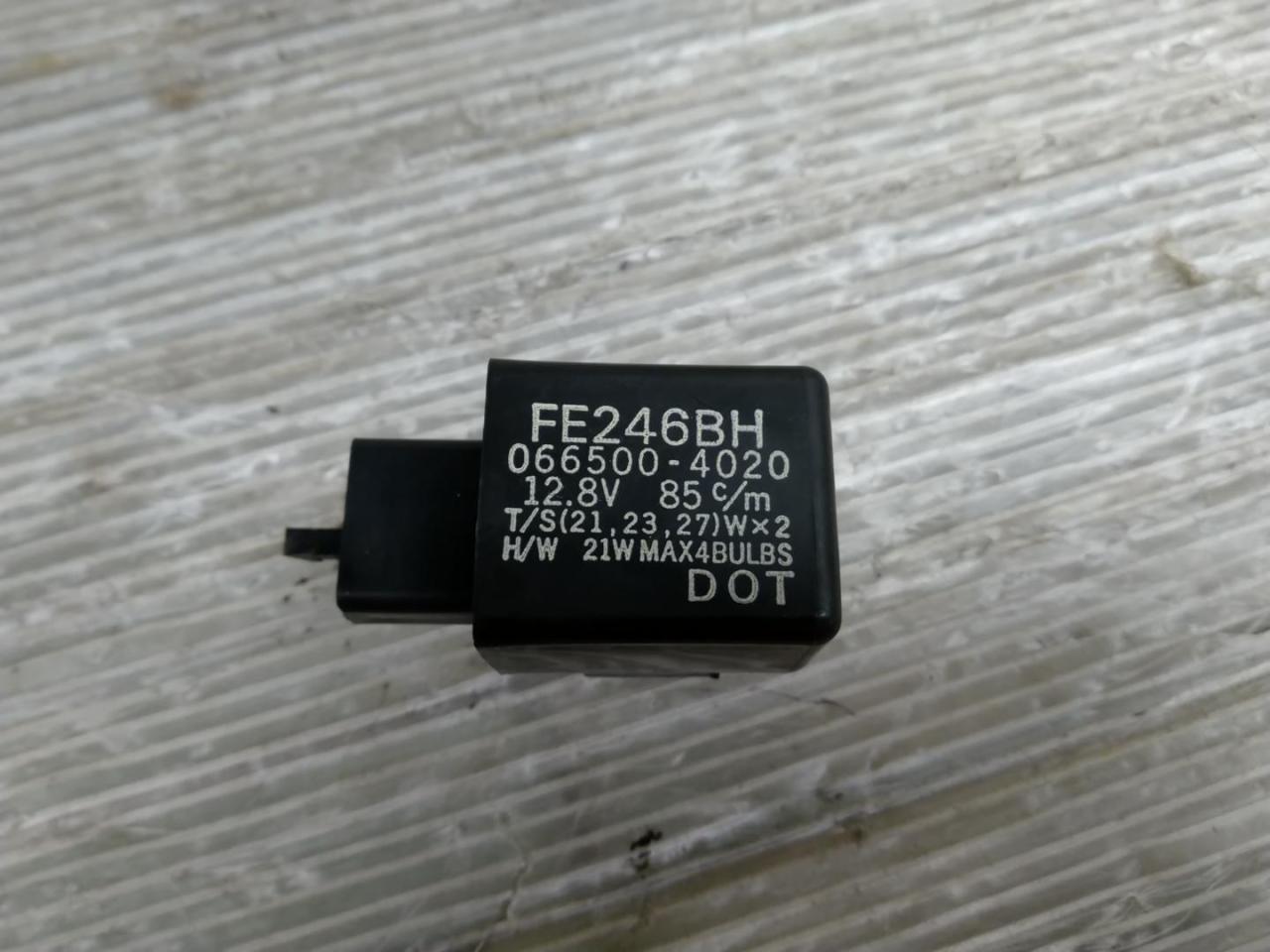 YAMAHA SR400 RH01J 純正ウィンカーリレー FE246BH 066500-4020 | バイク用品 電装品 ウインカー(二輪 ...