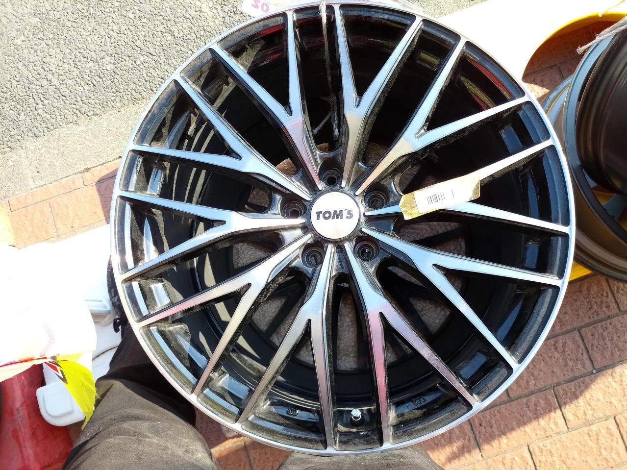 TOM’S(トムス) TH01 2022.09値下げしました | カー用品 アルミホイール 20インチホイールを通販で購入する | 中古カー ...