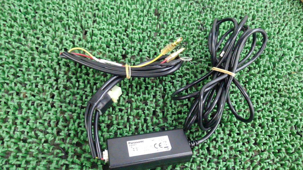 Panasonic CA-L700D 駐車録画用ケーブル | カー用品 カーAVアクセサリー その他カーAVアクセサリーを通販で購入する | 中古カー＆バイク用品の販売ならアップガレージ