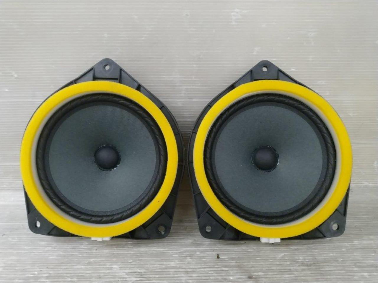 TOYOTA Hiace genuine front speakers | Used | UPGARAGE nerimaten ...