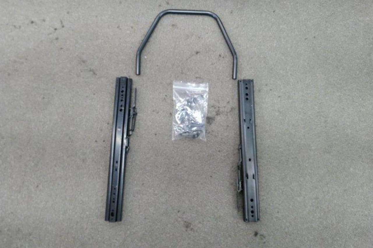 メーカー不明 シートレール | カー用品 シート シートレール(ブリッド)を通販で購入する | 中古カー＆バイク用品の販売ならアップガレージ