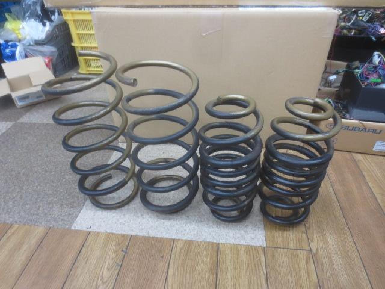 TEIN HIGH TECH ダウンサス 80系 VOXY用 | カー用品 足まわり サスを通販で購入する | 中古カー＆バイク用品の販売ならアップガレージ