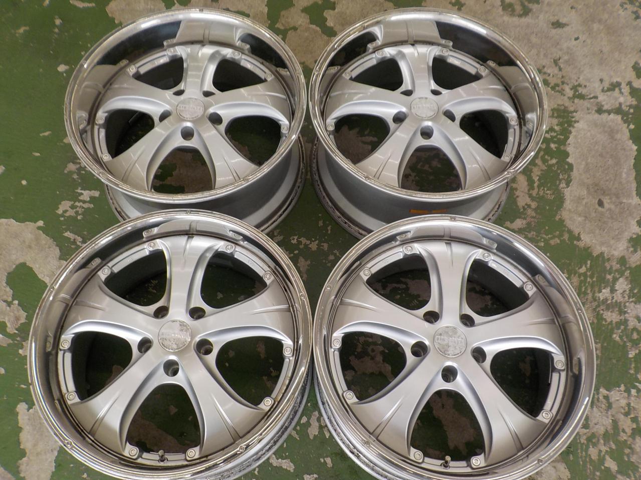 CRIMSON(クリムソン) CLUB LINEA(クラブ リネア) VELOCE | 中古品 | アップガレージ 埼玉久喜店 | カー用品 ...