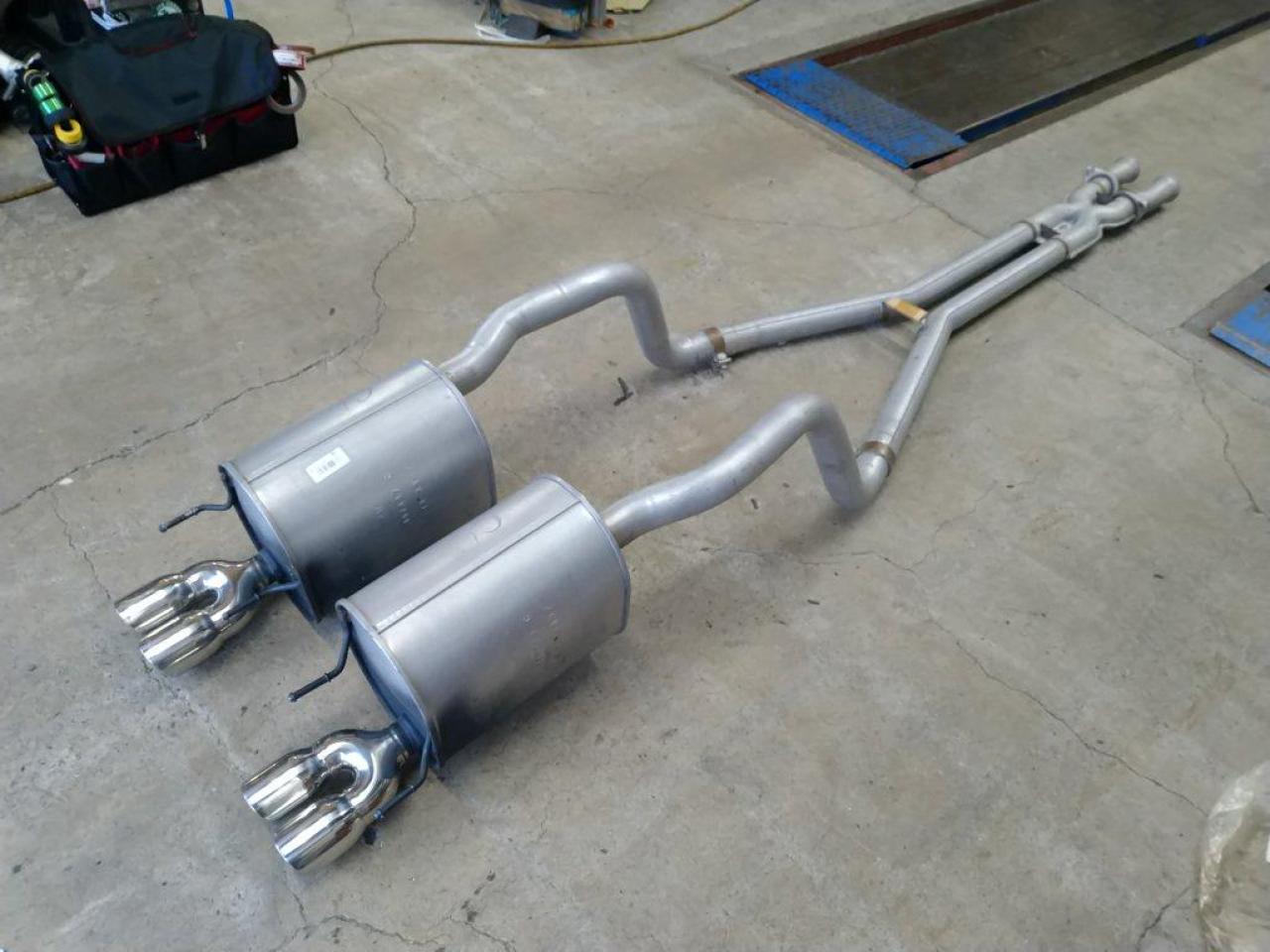 コルベット C6純正マフラー | 中古品 | アップガレージ 越谷店 | カー用品 吸気・排気系 マフラーを通販で購入する | 中古カー ...