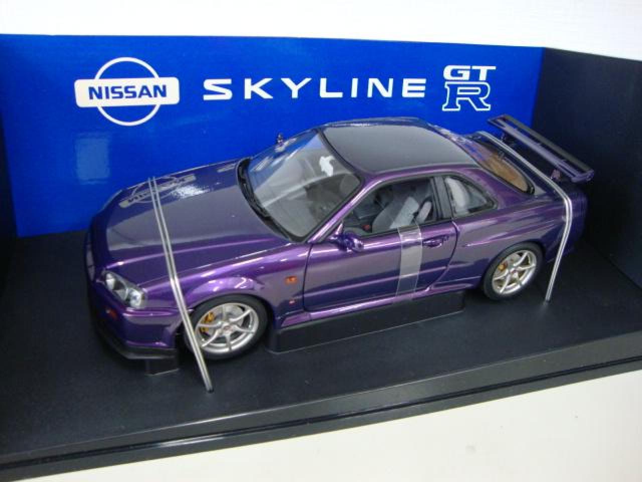 ★値下げしました!!★AUTOart モデルカー スカイラインGT-R BNR34 品番:77304 | 新古品 | アップガレージ R1蟹江 ...