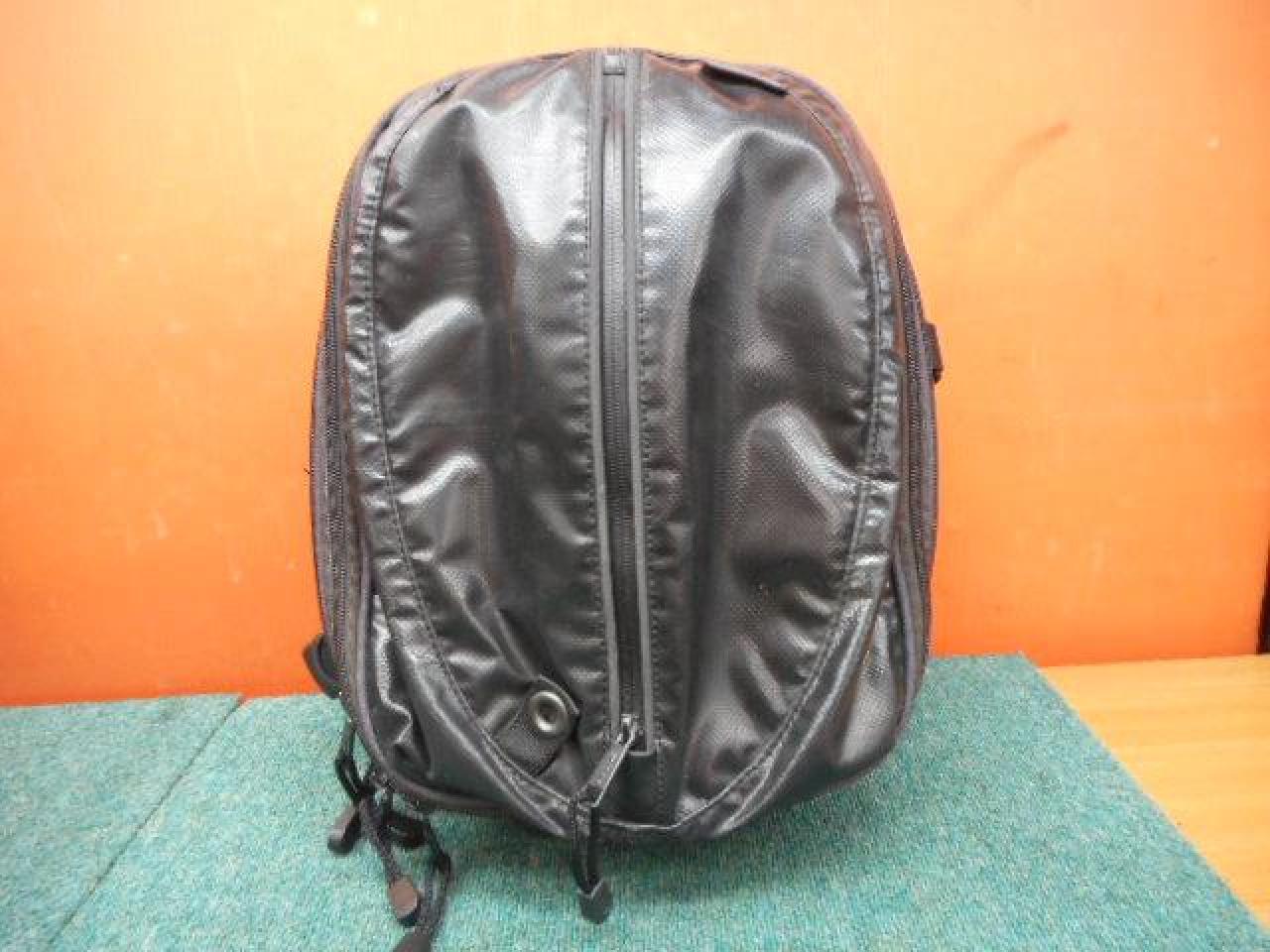 容量:13.5-32リットル DEGNER(デグナー) 2WAY シートバッグ/リュックサック | バイク用品 ツーリング用品 バッグ(二輪)の通販 | アップガレージ 中古カー＆バイク用品の ...