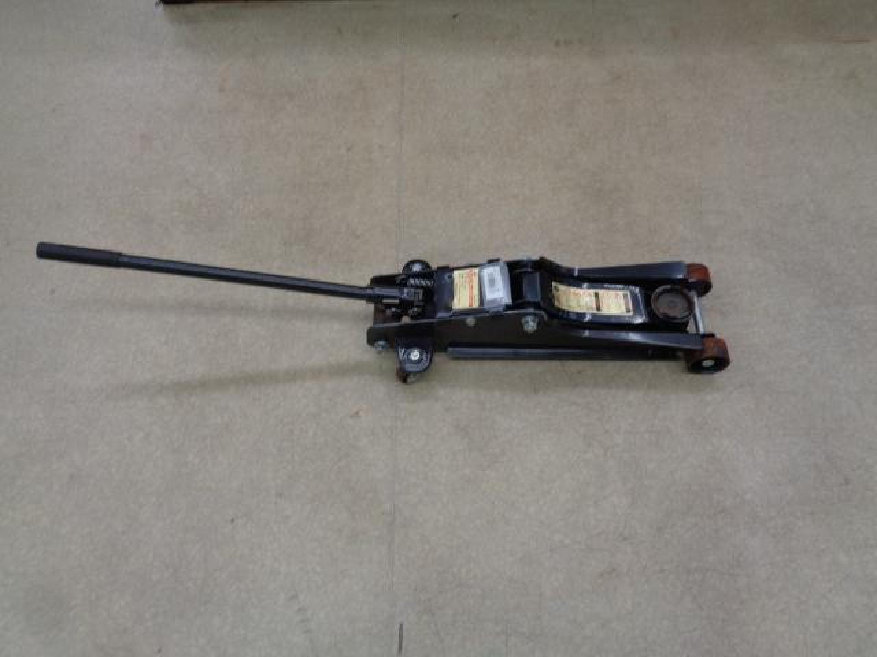 BAL No.1335 ローダウン車対応 油圧ジャッキ 2トン | カー用品 メンテナンス その他メンテナンスを通販で購入する | 中古カー＆バイク用品の販売ならアップガレージ