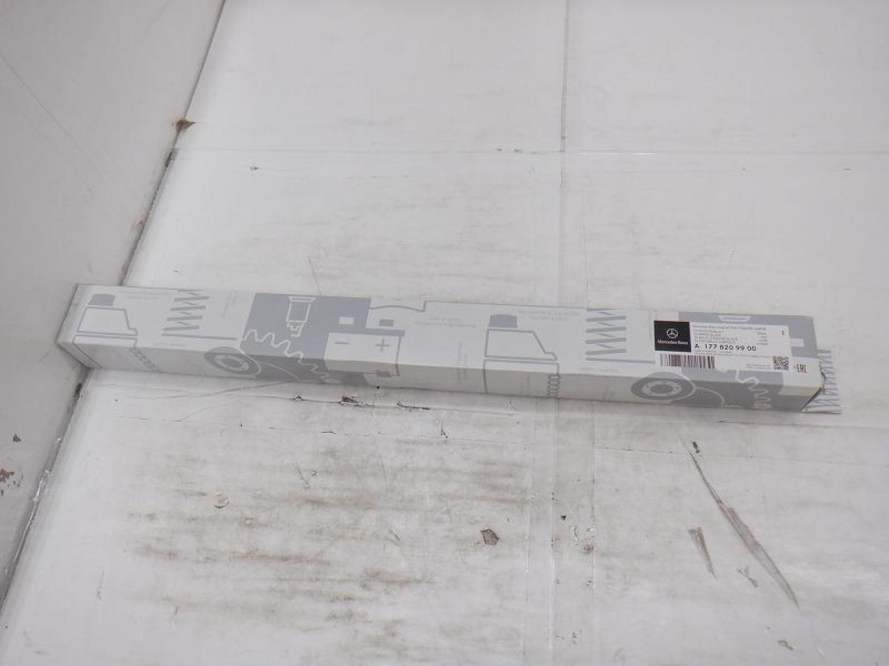 【キャンペーン値下げ!!】Benz 純正ワイパー/A177 820 99 00 ￥600 | 新古品 | アップガレージ 大阪住之江店 ...