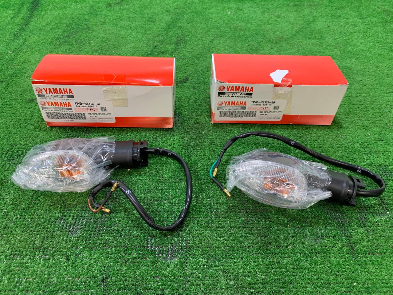 YAMAHA(ﾔﾏﾊ) [1WD-H3310-10] フロントフラッシュライトアセンブリ ウィンカー 左右ｾｯﾄ 1台 | 新古品 | アップ ...