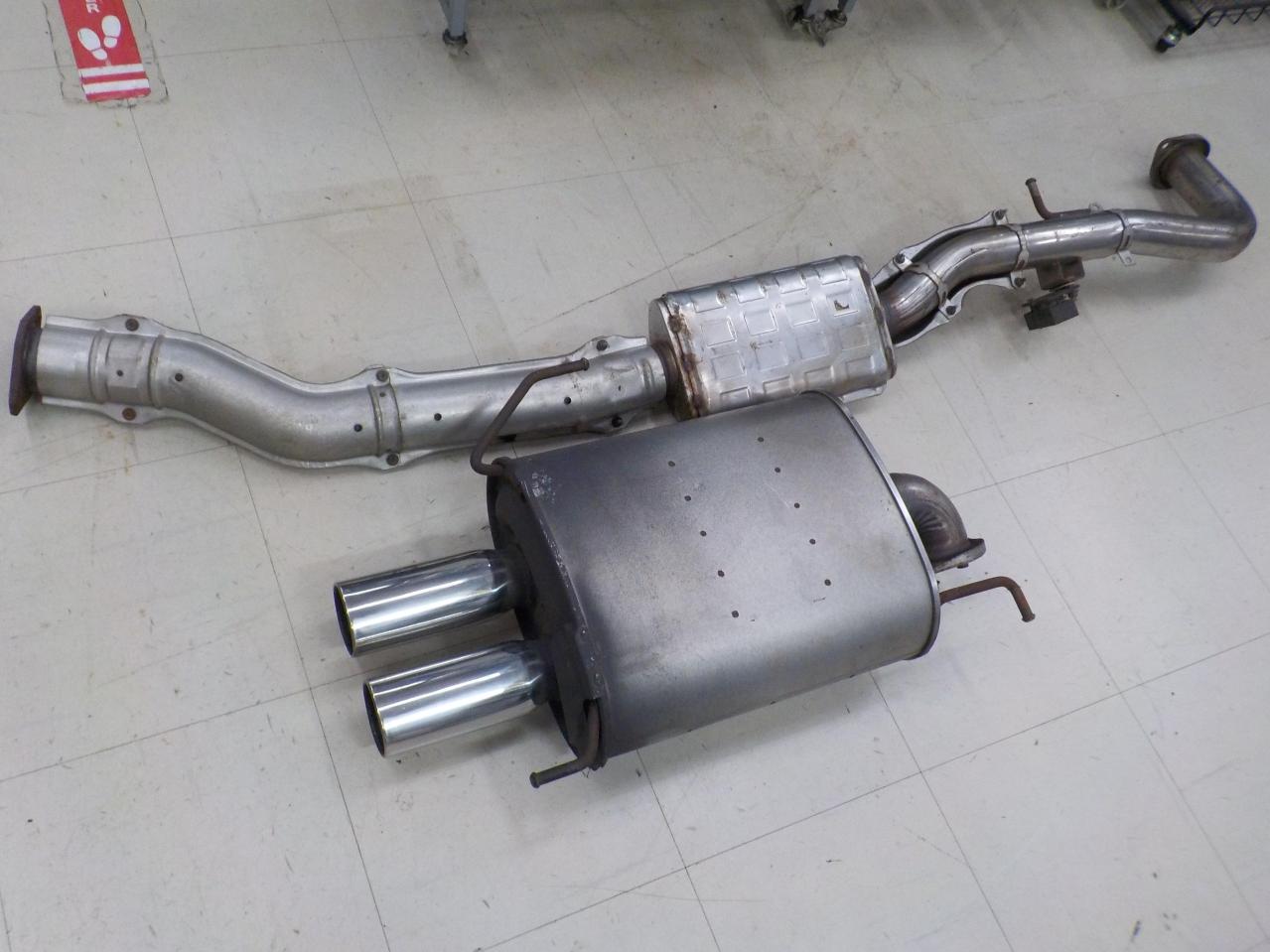 ☆大幅値下げ!!☆日産(NISSAN) 純正マフラー(中間パイプ+リアピース) 【スカイラインGT-R/BCNR33/RB26DETT ...