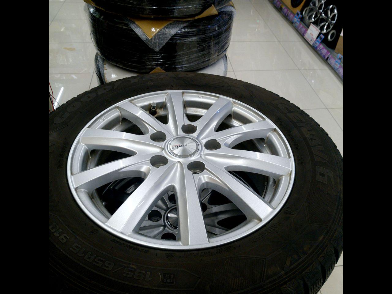 【ホイール4本セット】ravrion RSO1スポークホイール | カー用品 アルミホイール 15インチホイールを通販で購入する | 中古カー＆バイク用品の販売ならアップガレージ